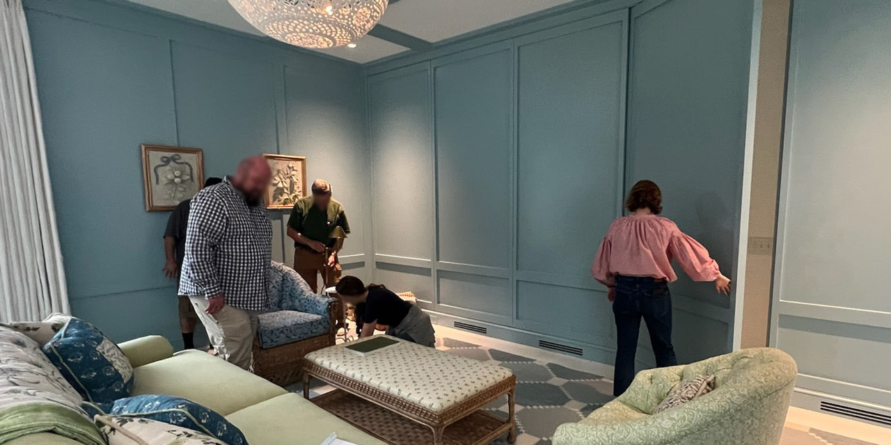 New Hidden Door Made by Sing Core | Non-warping patented wooden pivot ...